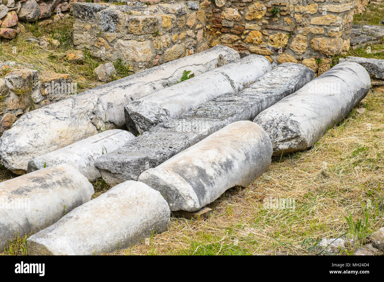 Ancient temple ruins in Hierapolis, Pamukkale, Turkey. UNESCO World ...