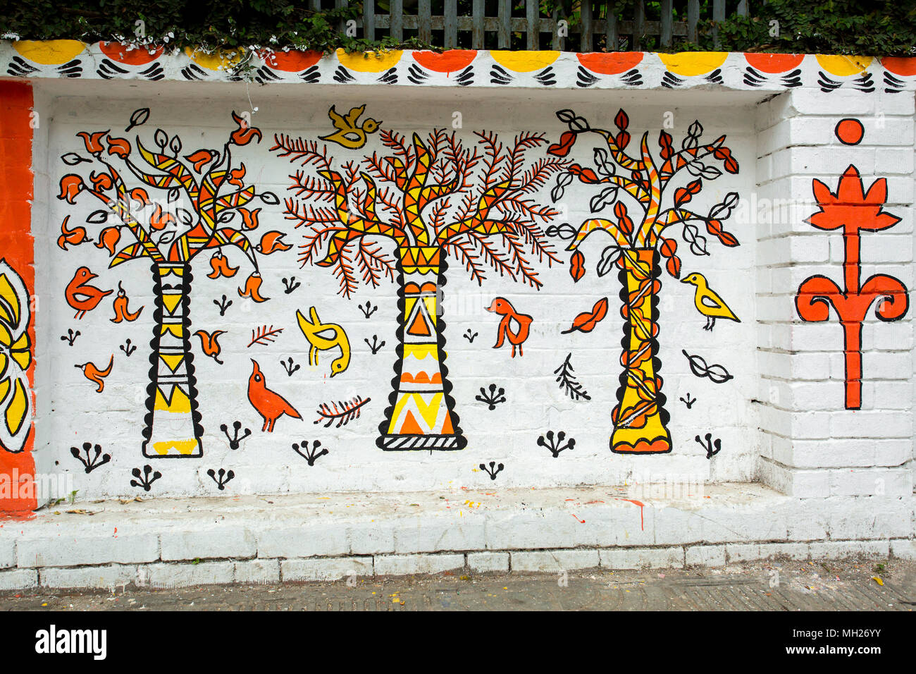 Dhaka University Fine Arts (FFA) student paints to their institute wall ...