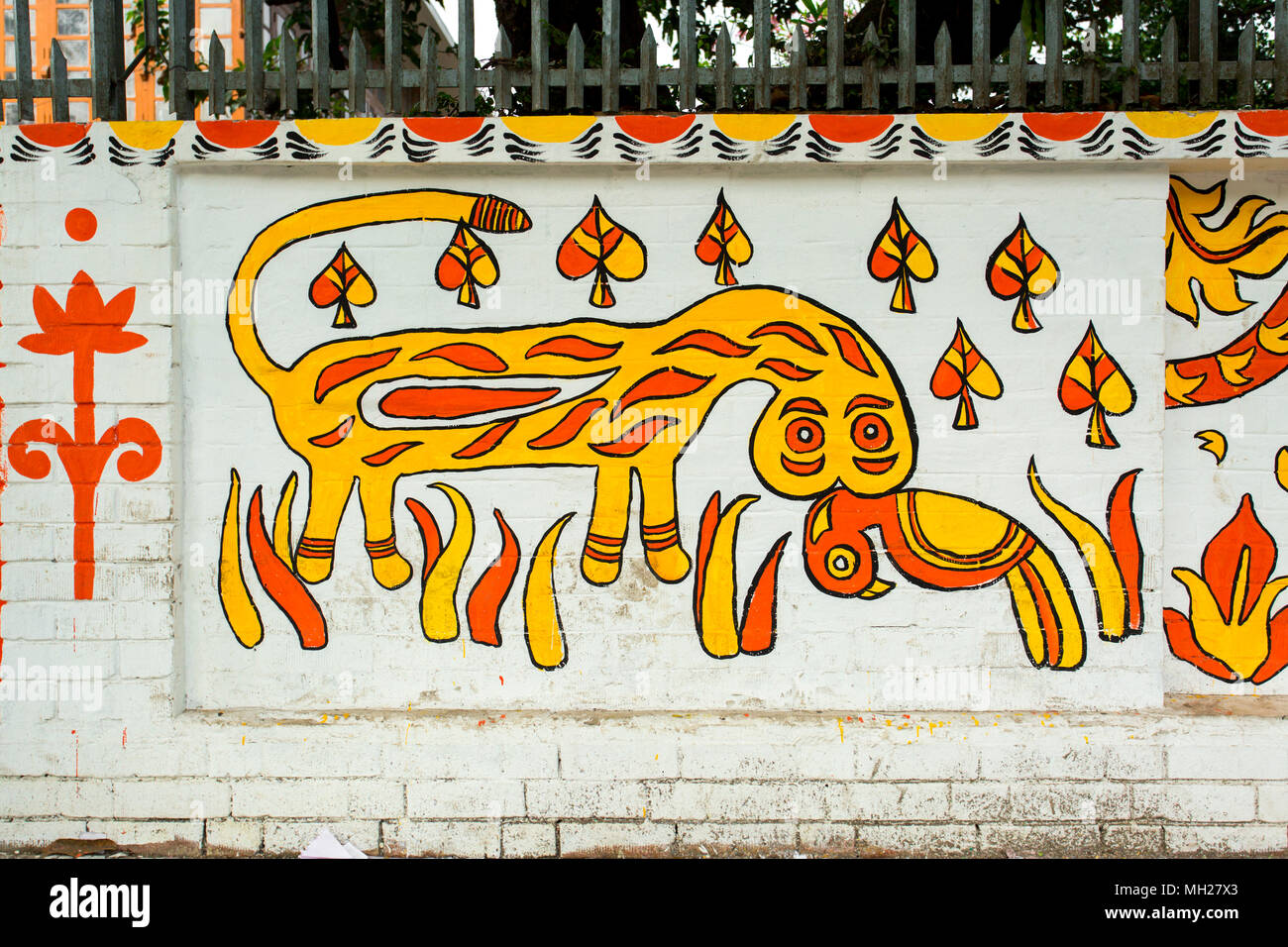 Dhaka University Fine Arts (FFA) student paints to their institute wall ...