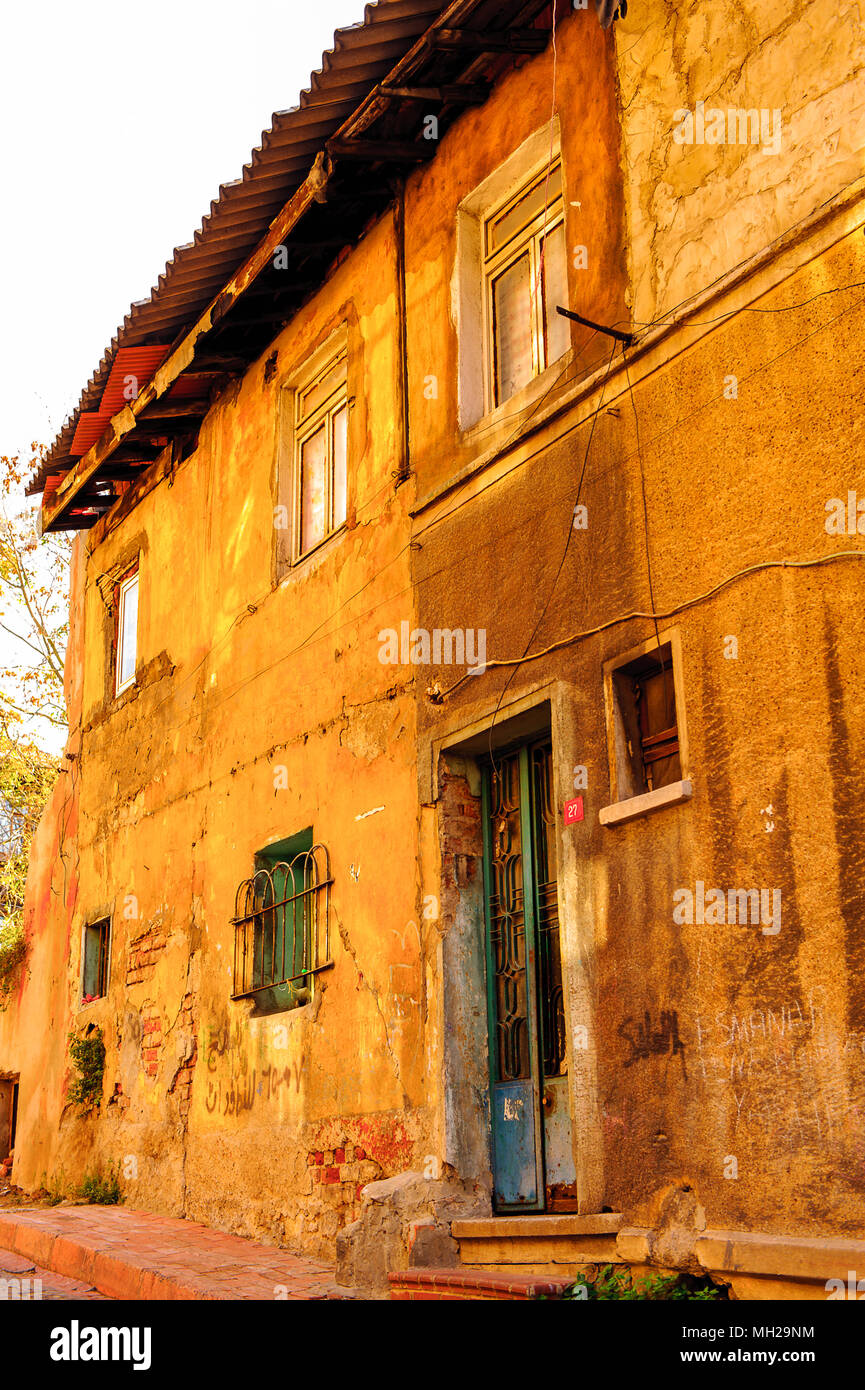 Old house in a poor area of Turkey Stock Photo - Alamy