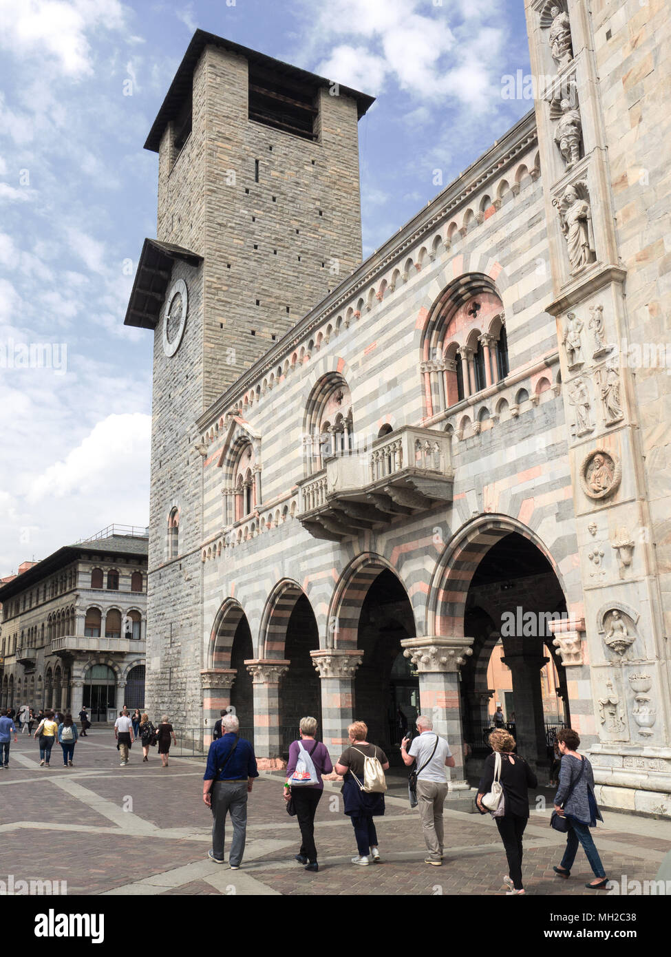 Como cathedral sightseeing hi-res stock photography and images - Alamy