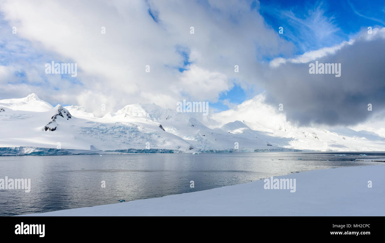 Ice landscape of SOuth Georgia Stock Photo - Alamy