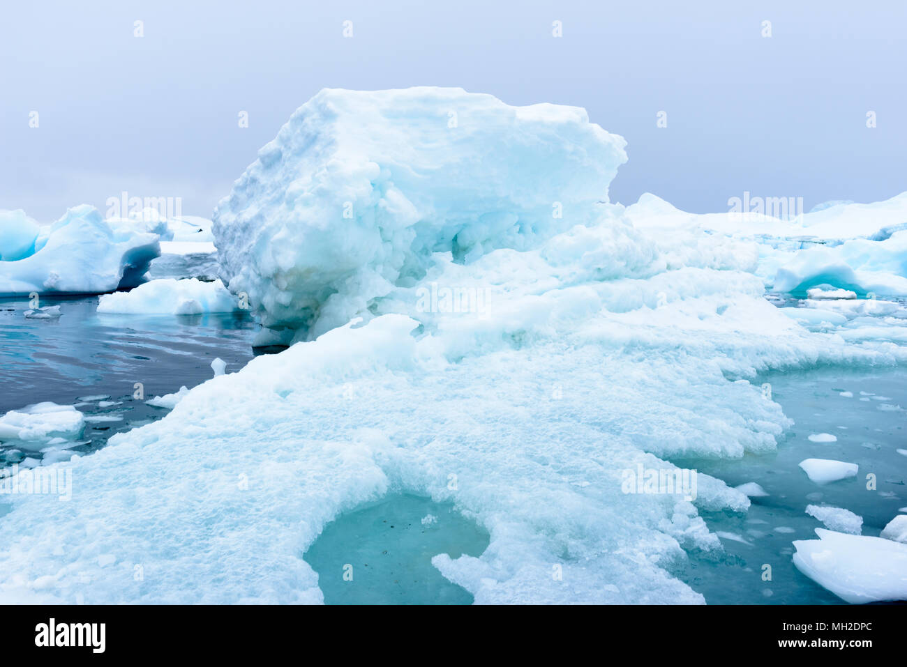 Antarctic ice formations hi-res stock photography and images - Alamy