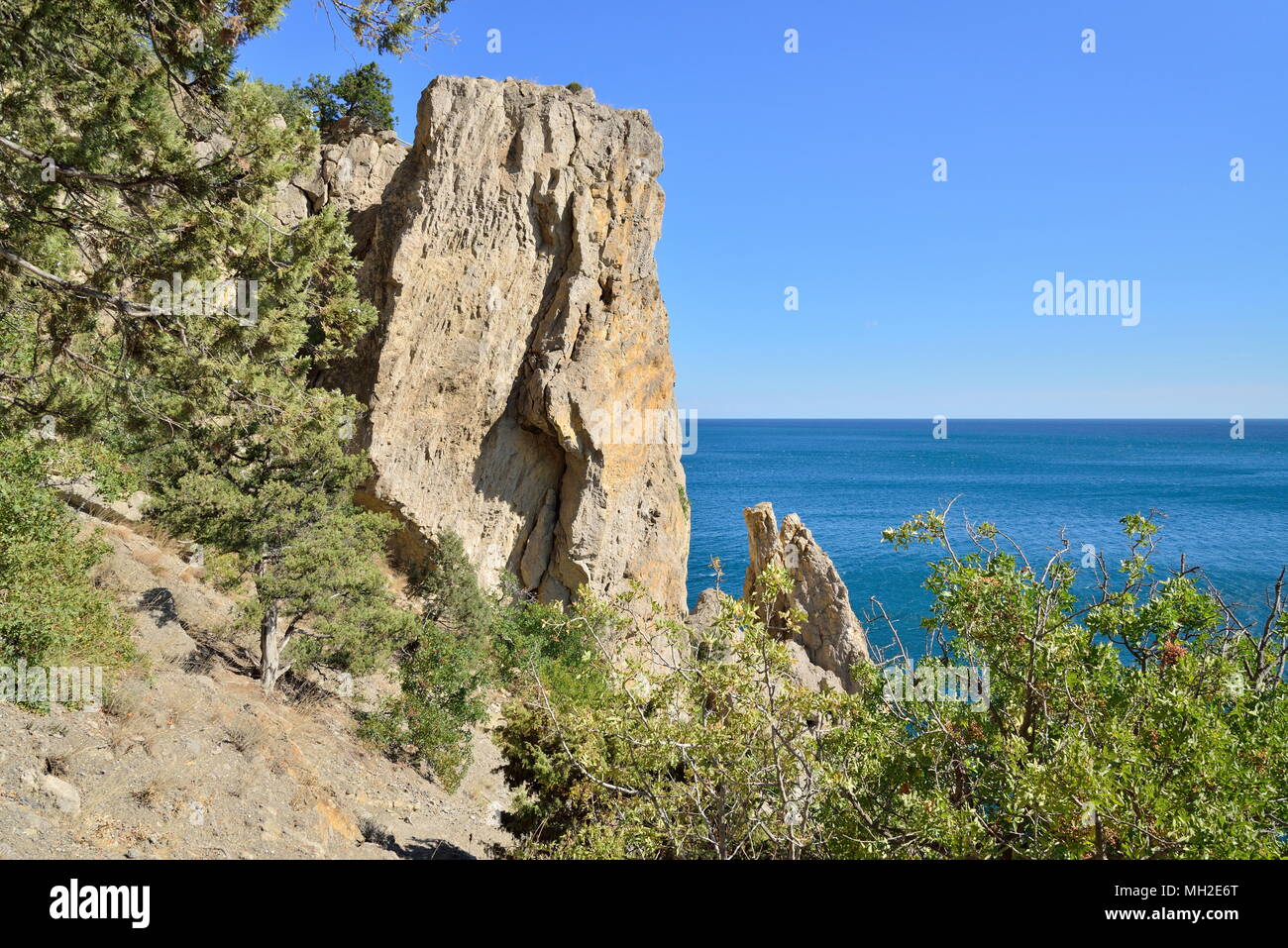 Sheer slope hi-res stock photography and images - Alamy