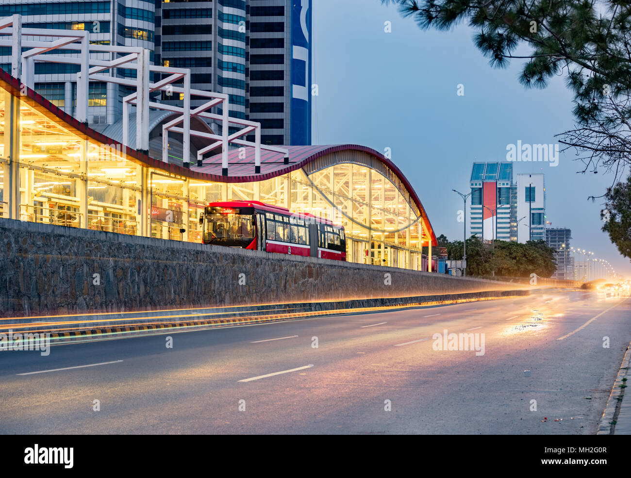 The Rawalpindi-Islamabad Metrobus was built in 2015 to connect ...