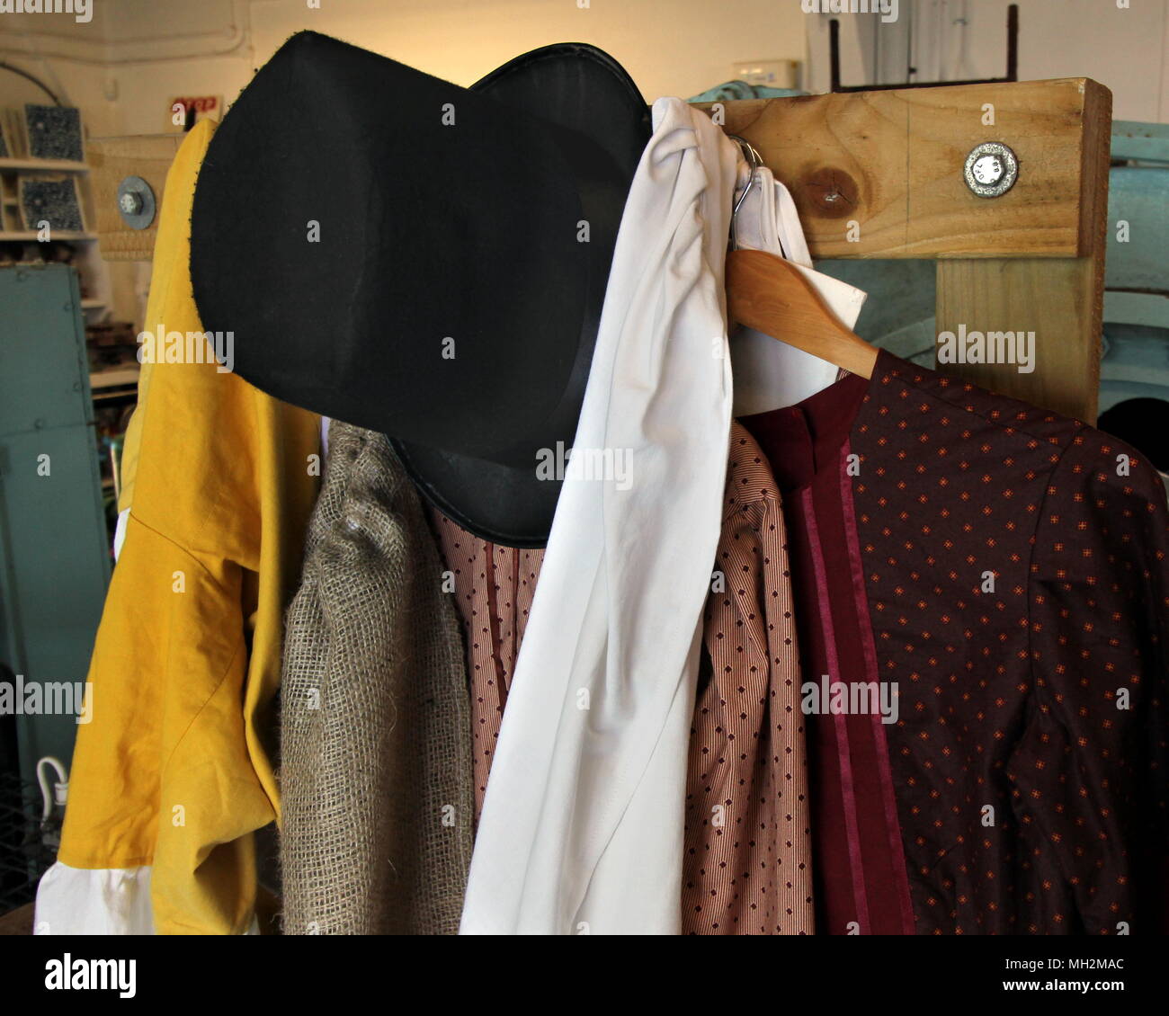 Smoking jacket hi-res stock photography and images - Alamy