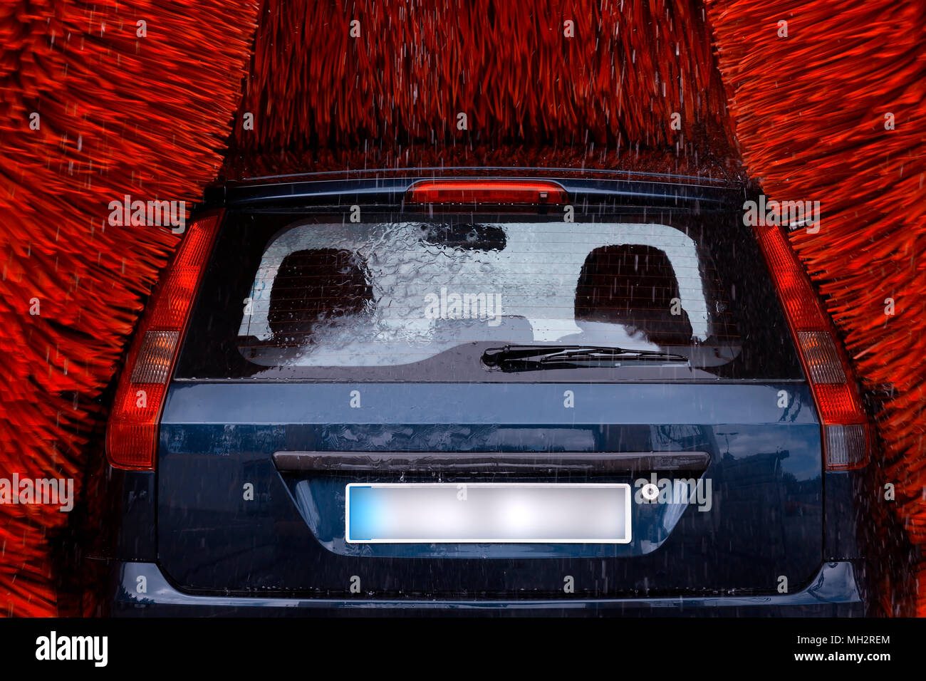 Car wash machine hi-res stock photography and images - Alamy