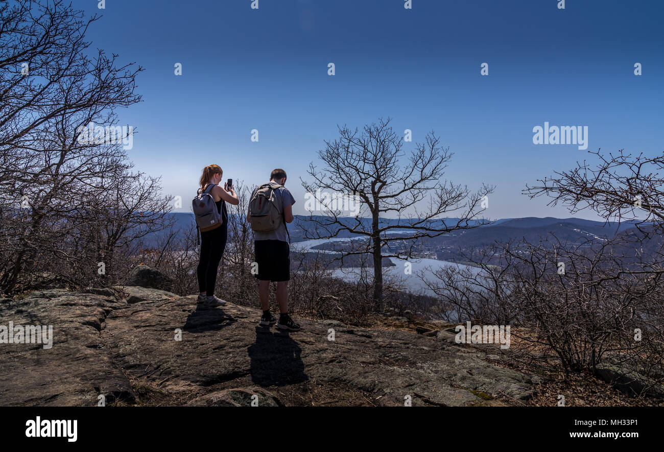 Couple and bull hi-res stock photography and images - Alamy