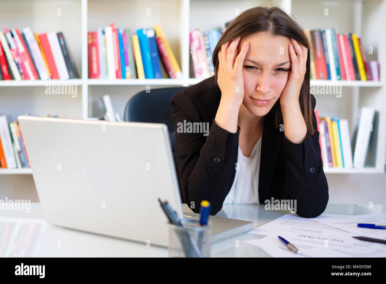 Crisis career hi-res stock photography and images - Alamy