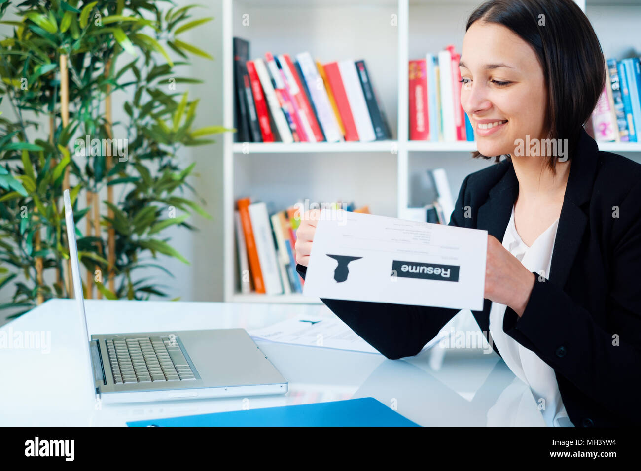 Hr resume High Resolution Stock Photography and Images - Alamy