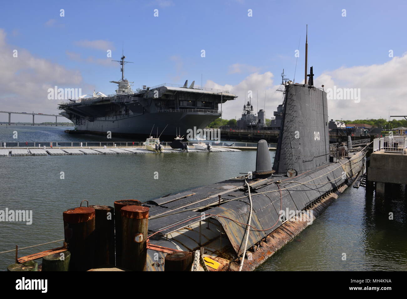 USS Clamagore as Guppy type submarine Stock Photo - Alamy