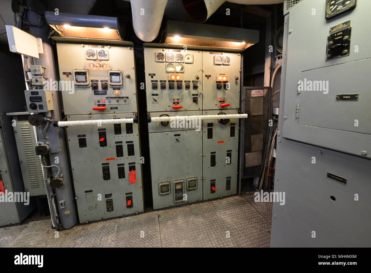 Uss laffey hi-res stock photography and images - Alamy