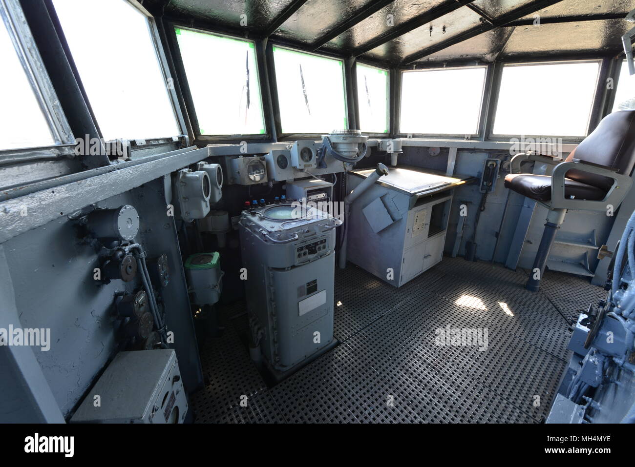 Ship Bridge Instruments Stock Photos & Ship Bridge Instruments Stock ...