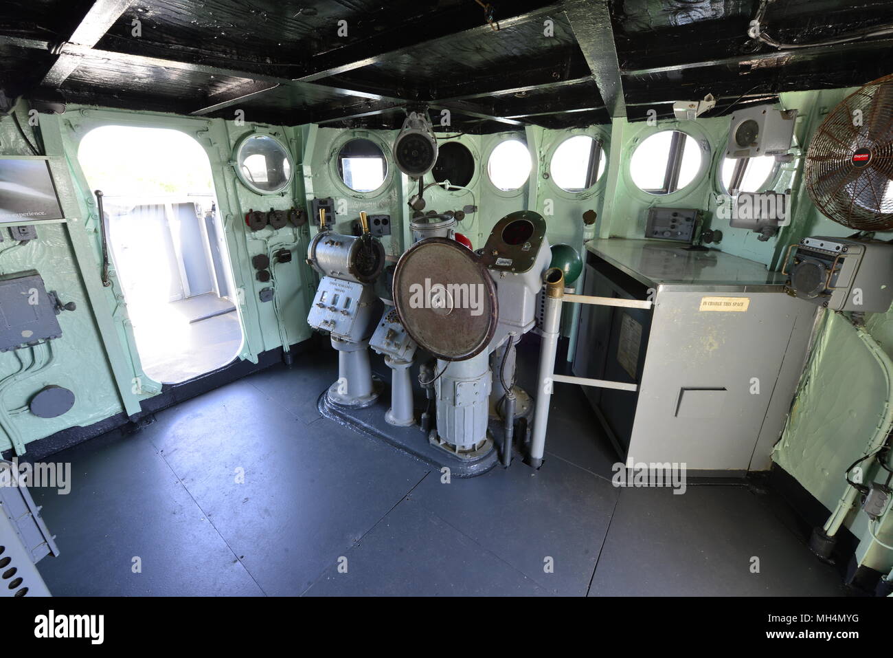 Inside the bridge of an American Destroyer USS Laffey Stock Photo - Alamy