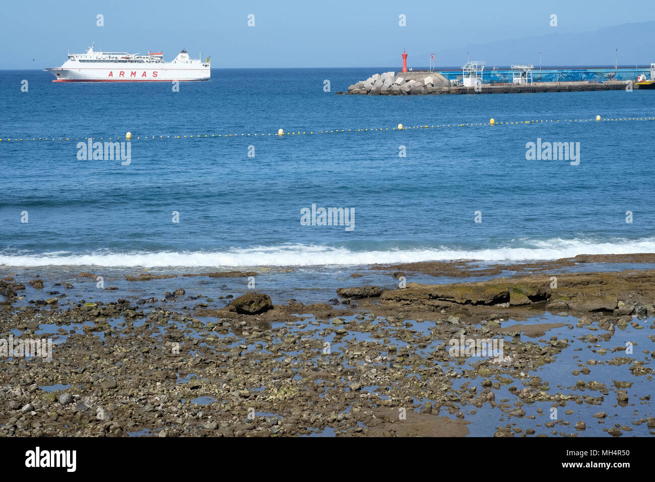 Terminal de ferry de armas hi-res stock photography and images - Alamy