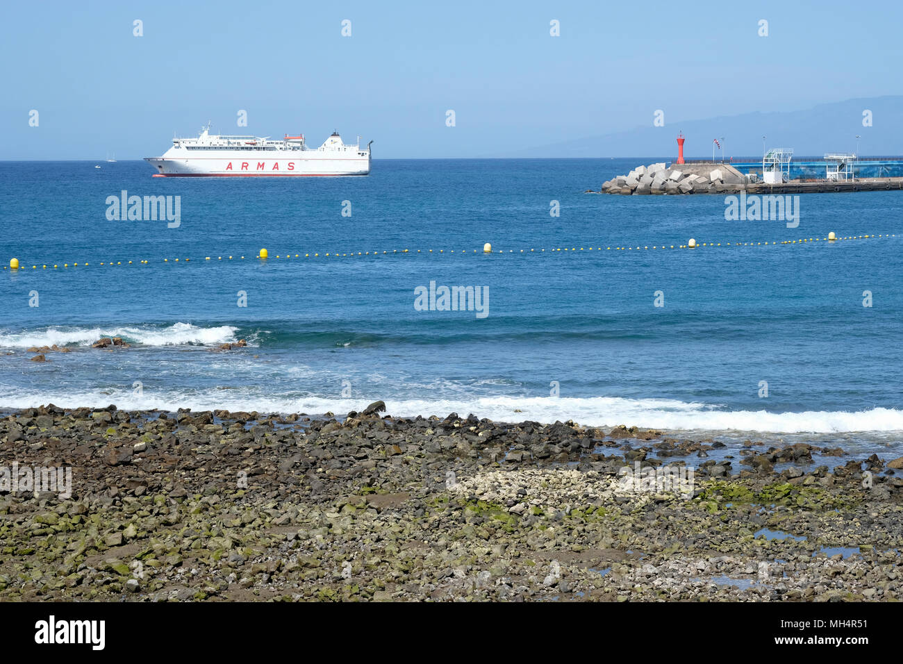 Terminal de ferry de armas hi-res stock photography and images - Alamy