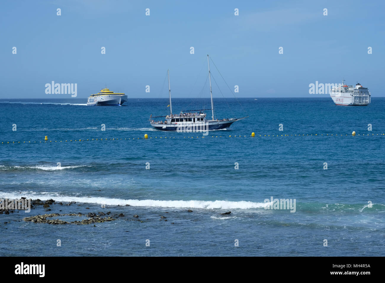 Terminal de ferries de ferry hi-res stock photography and images - Alamy
