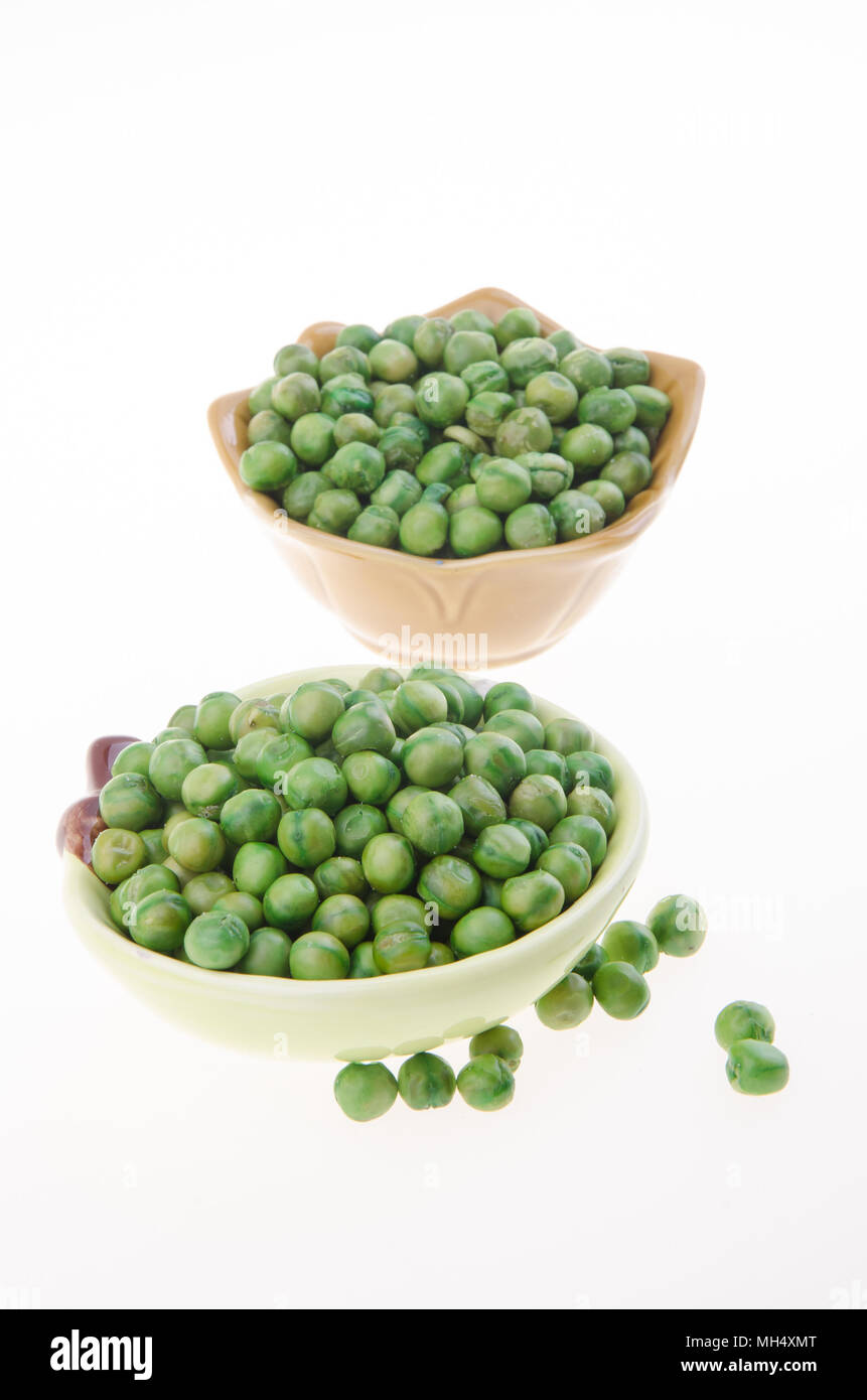 Green peas on the palm hi-res stock photography and images - Alamy