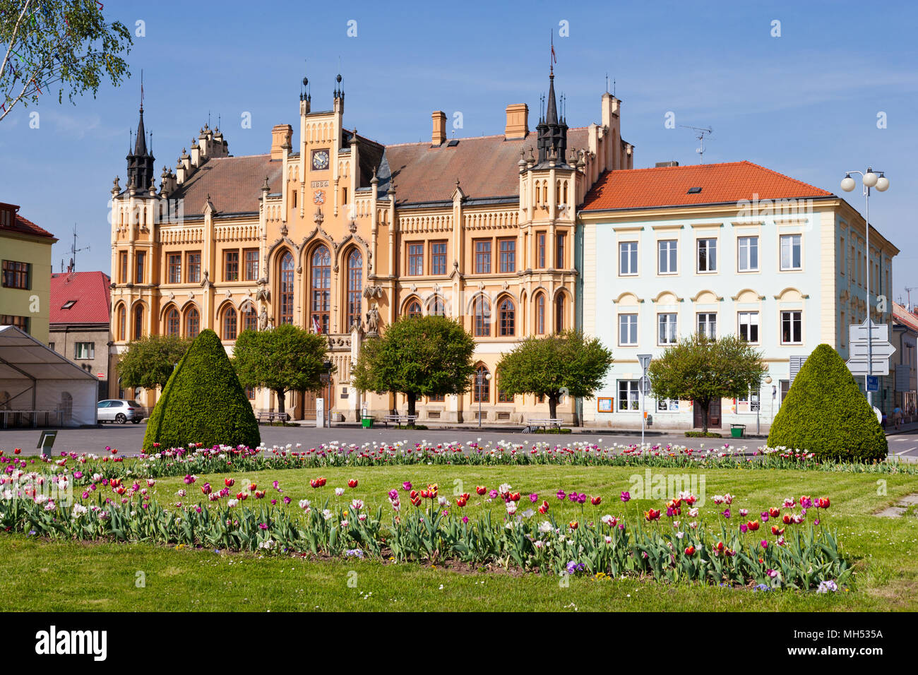 Novogotická radnice z 1862, Nový Bydžov, Kralovehradecky kraj, Ceska ...