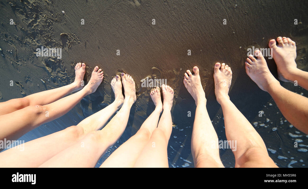 ten feet of a family with five people Stock Photo - Alamy