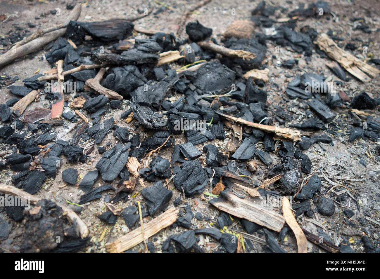 Fire remains hi-res stock photography and images - Alamy
