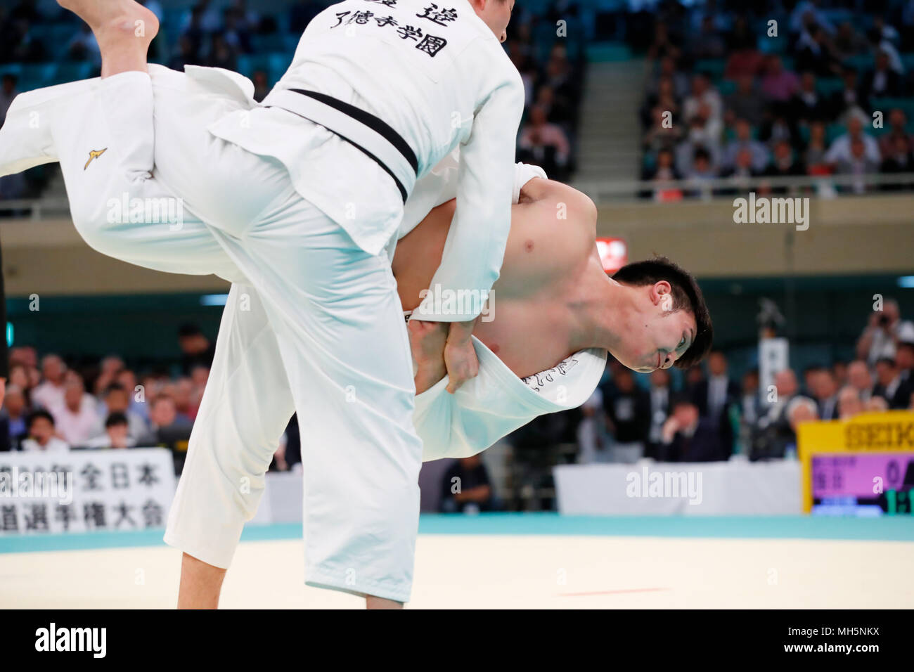 Kentaro iida hi-res stock photography and images - Alamy