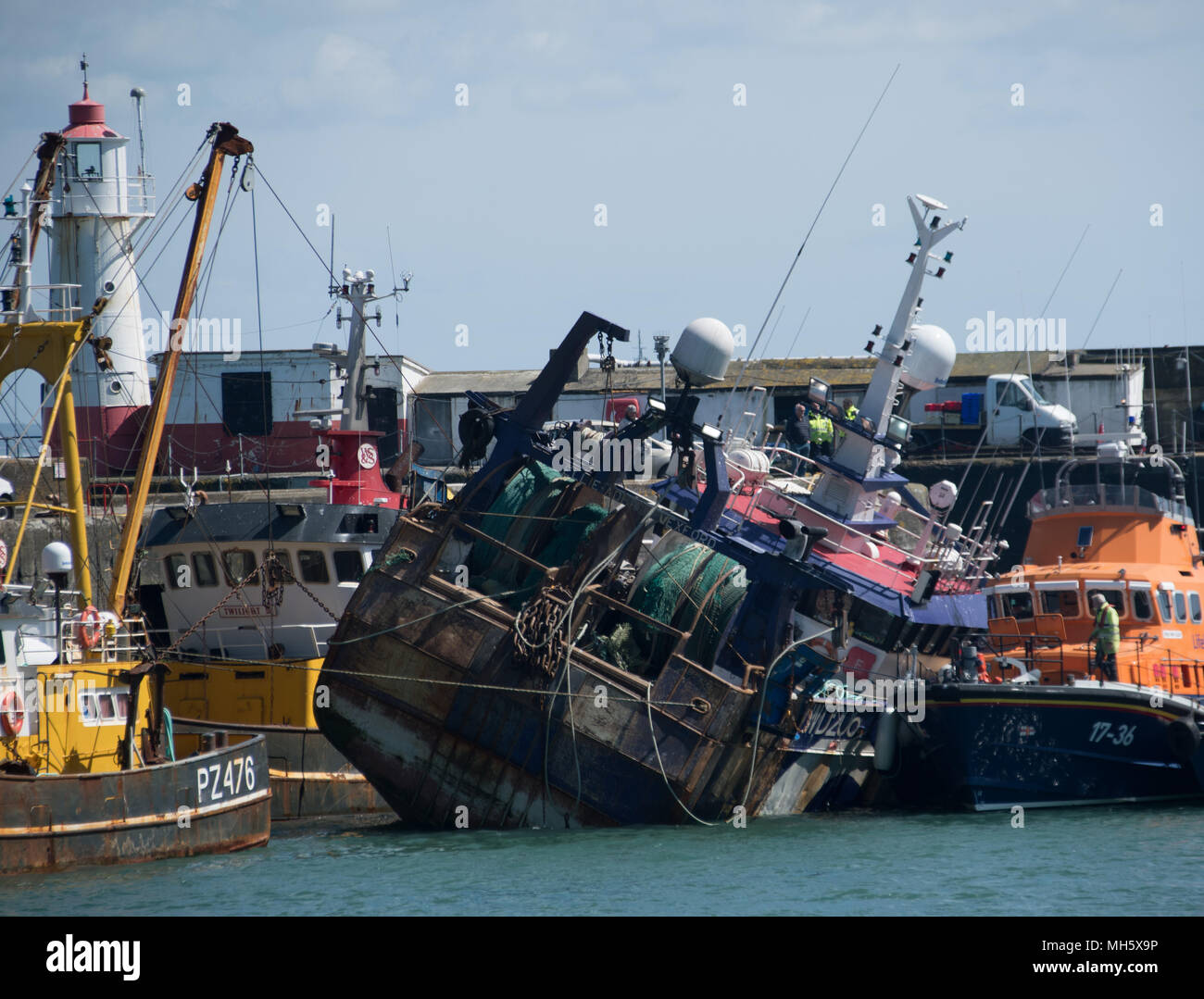 Lurch hi-res stock photography and images - Alamy