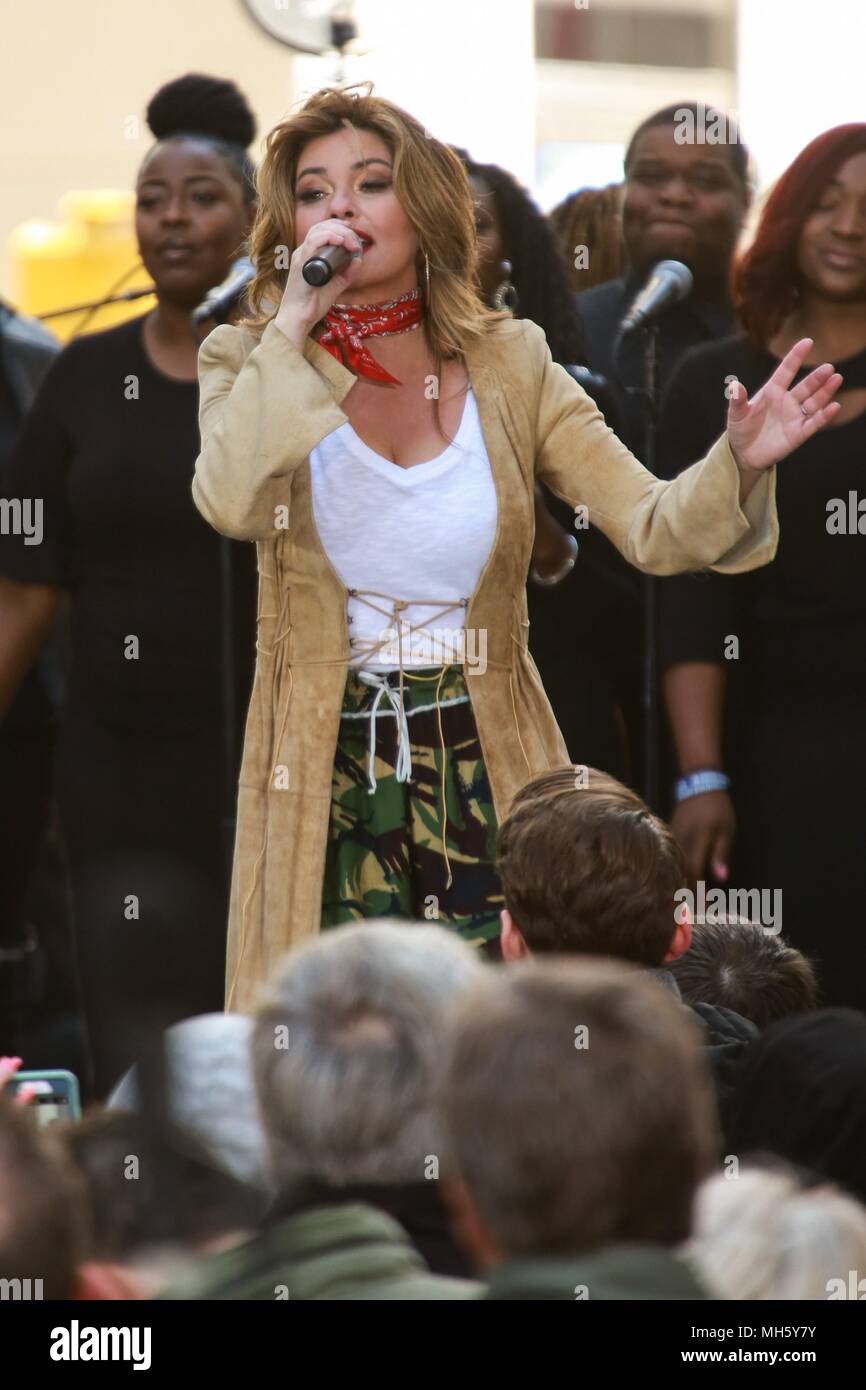 Shania Twain on stage for Shania Twain in Concert on the NBC Today Show ...