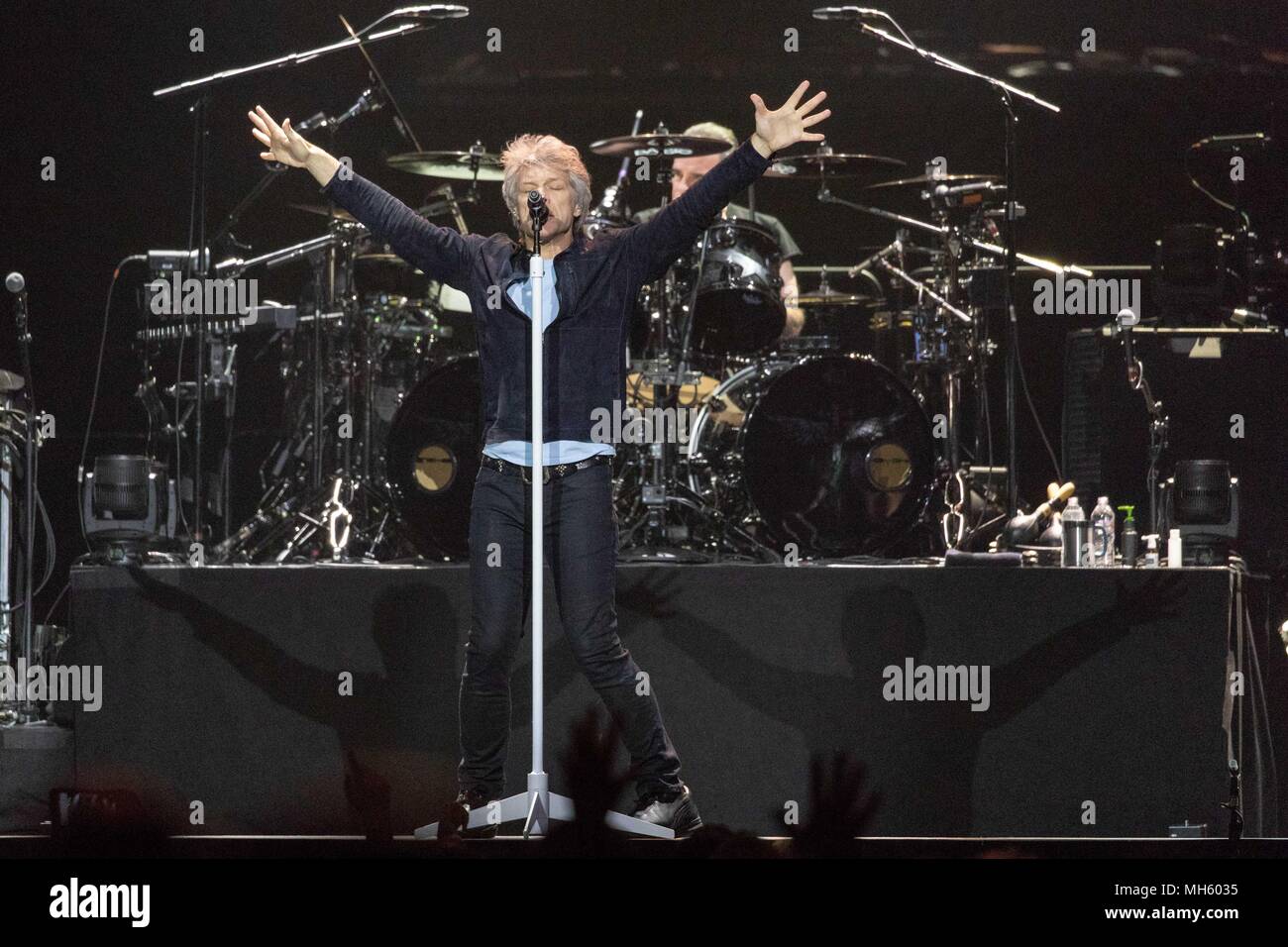 Milwaukee, Wisconsin, USA. 29th Apr, 2018. JON BON JOVI and TICO TORRES ...