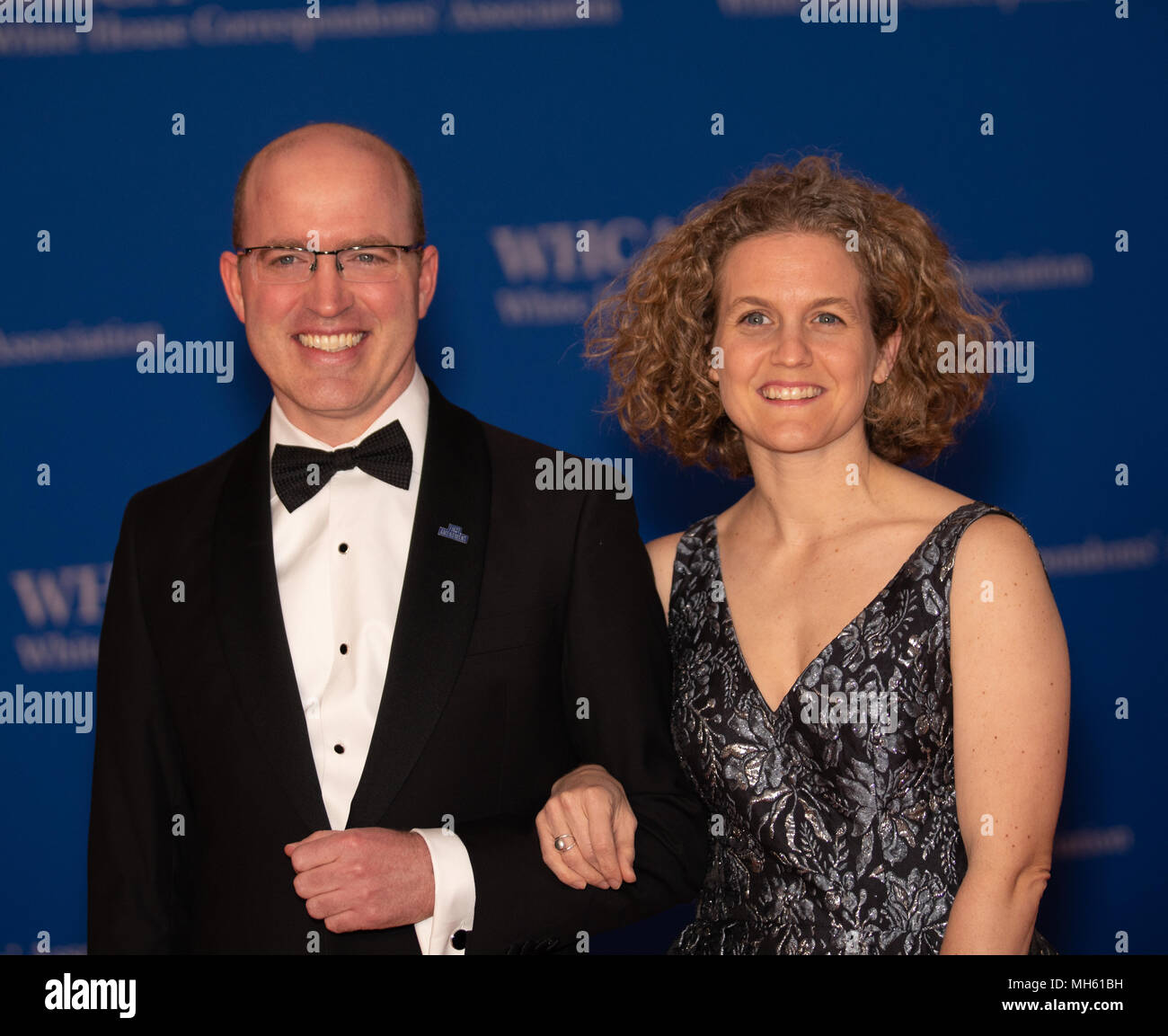 Jeff Mason and wife walk the red carpet at the White House ...