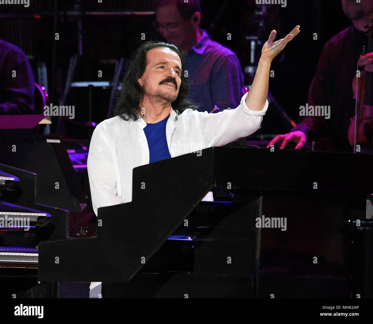 Yanni chryssomallis hi-res stock photography and images - Alamy