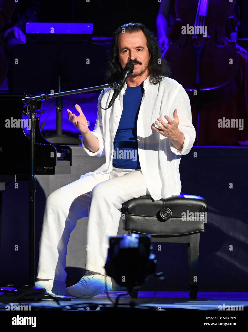 Coral Sky Amphitheatre High Resolution Stock Photography and Images - Alamy