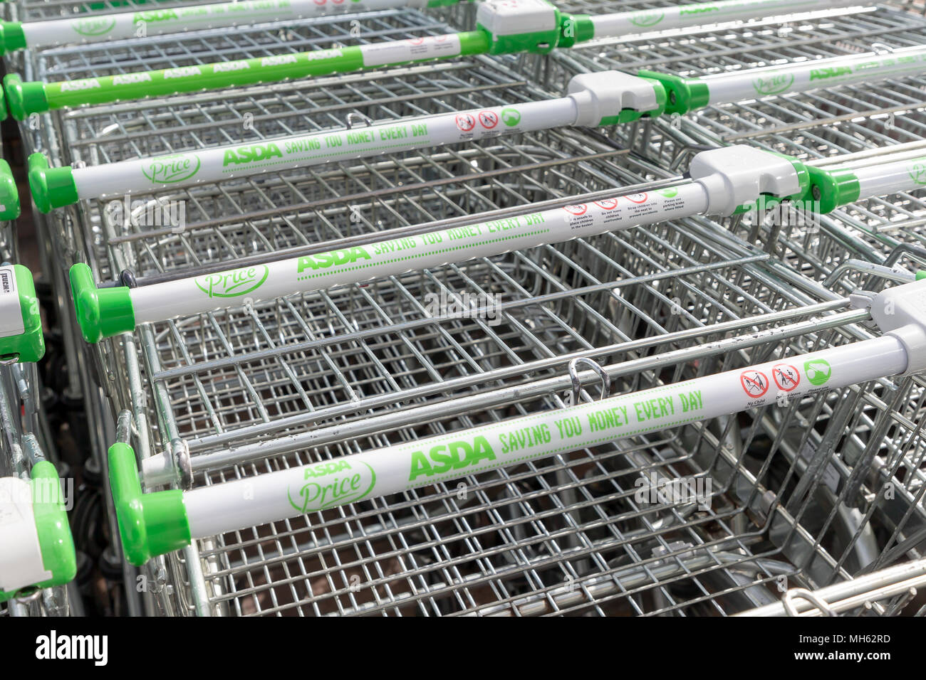 Asda shopping basket hi-res stock photography and images - Alamy