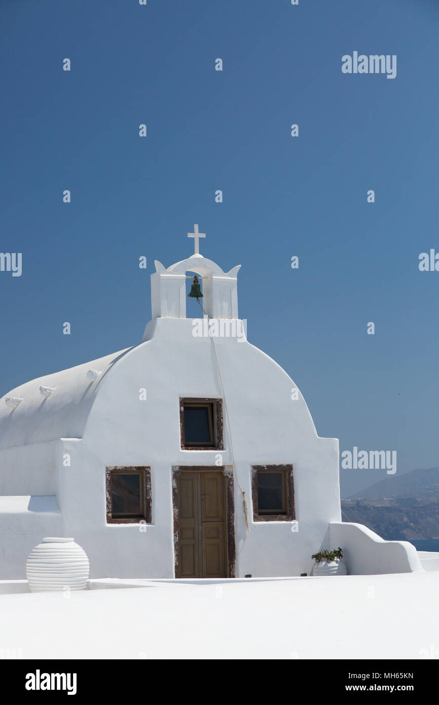White church overlooking ocean hi-res stock photography and images - Alamy