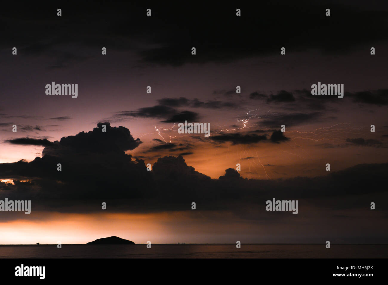 Natural light beautiful scene magnificent pictures Stock Photo - Alamy