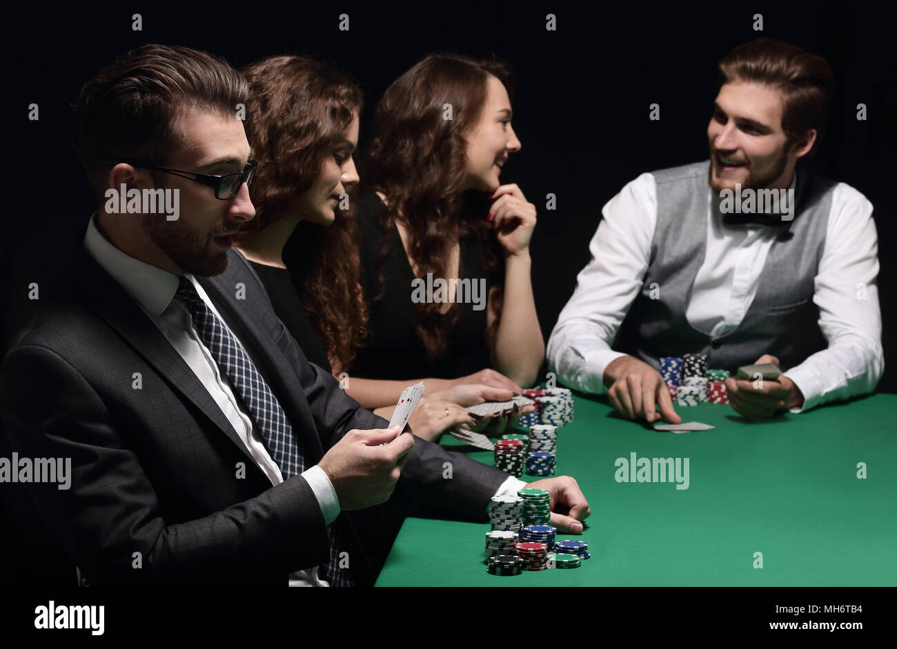 modern businessman playing poker Stock Photo - Alamy