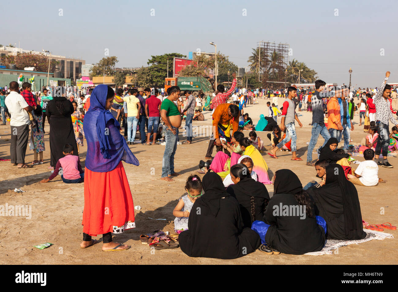 Juhu beach hi-res stock photography and images - Alamy
