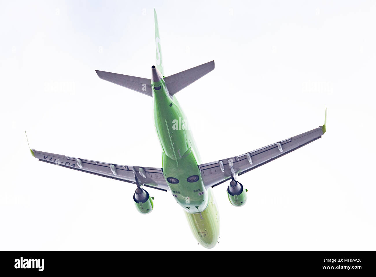 Embraer 170 Cut Out Stock Images & Pictures - Alamy