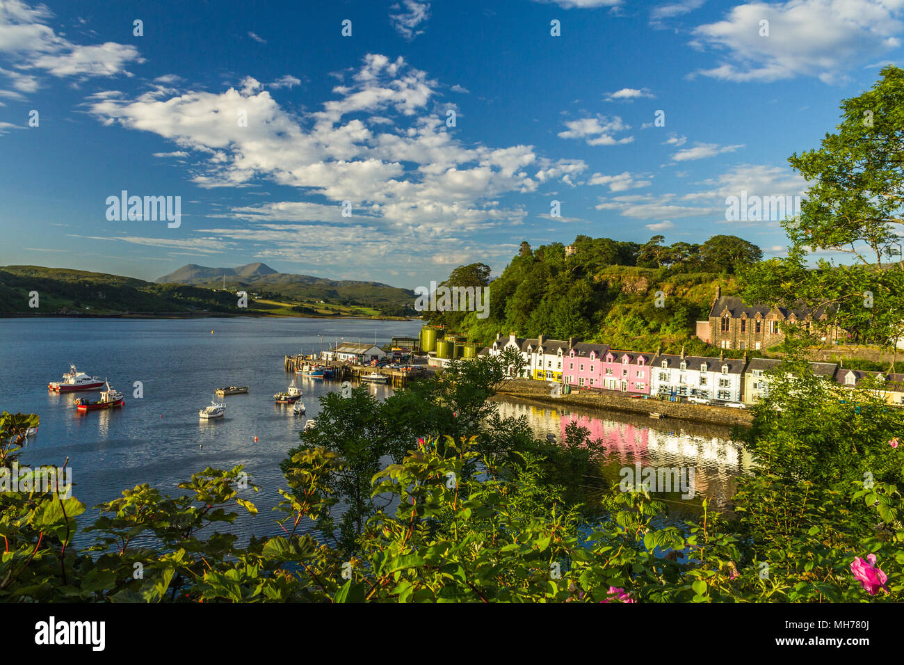 Portree skyline hi-res stock photography and images - Alamy