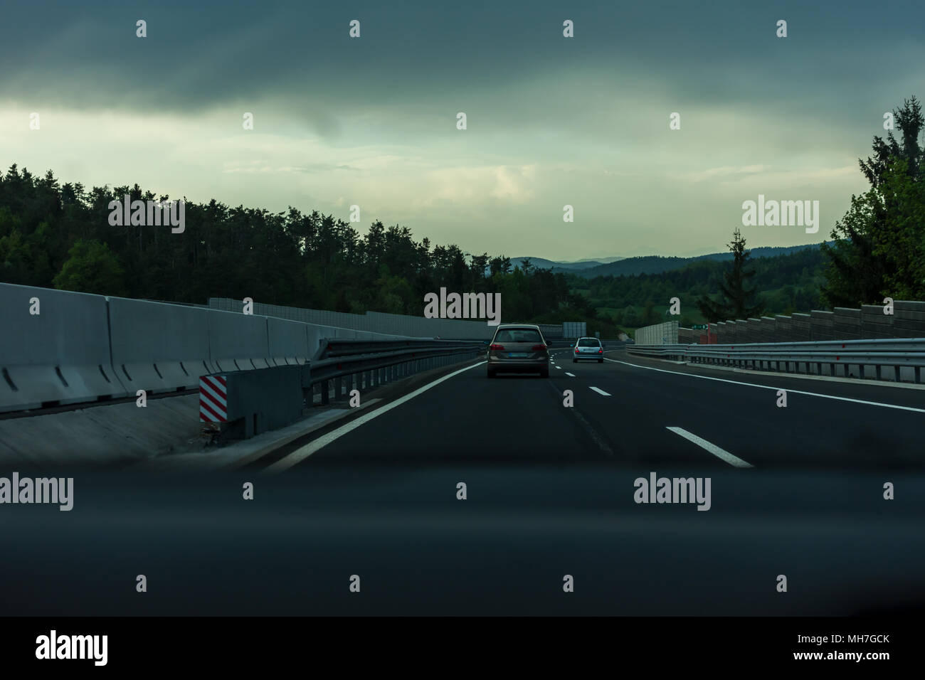 Highway and storm hi-res stock photography and images - Alamy