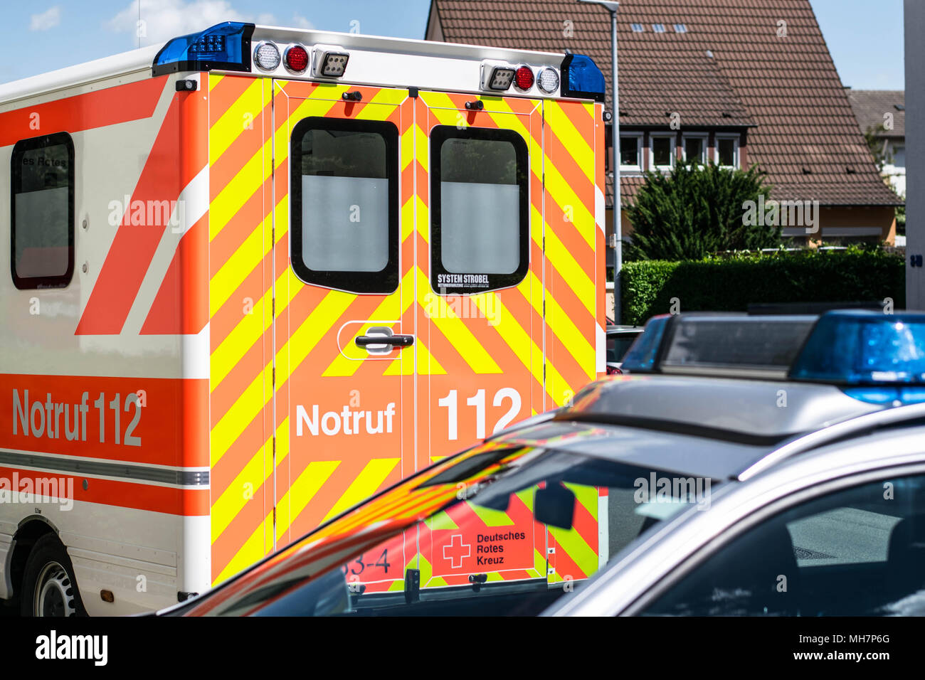 Feuerwehr und rettungsdienst hi-res stock photography and images - Alamy