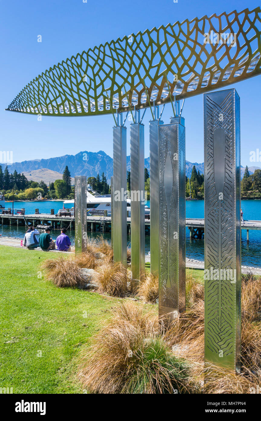 New zealand sculpture hi-res stock photography and images - Alamy