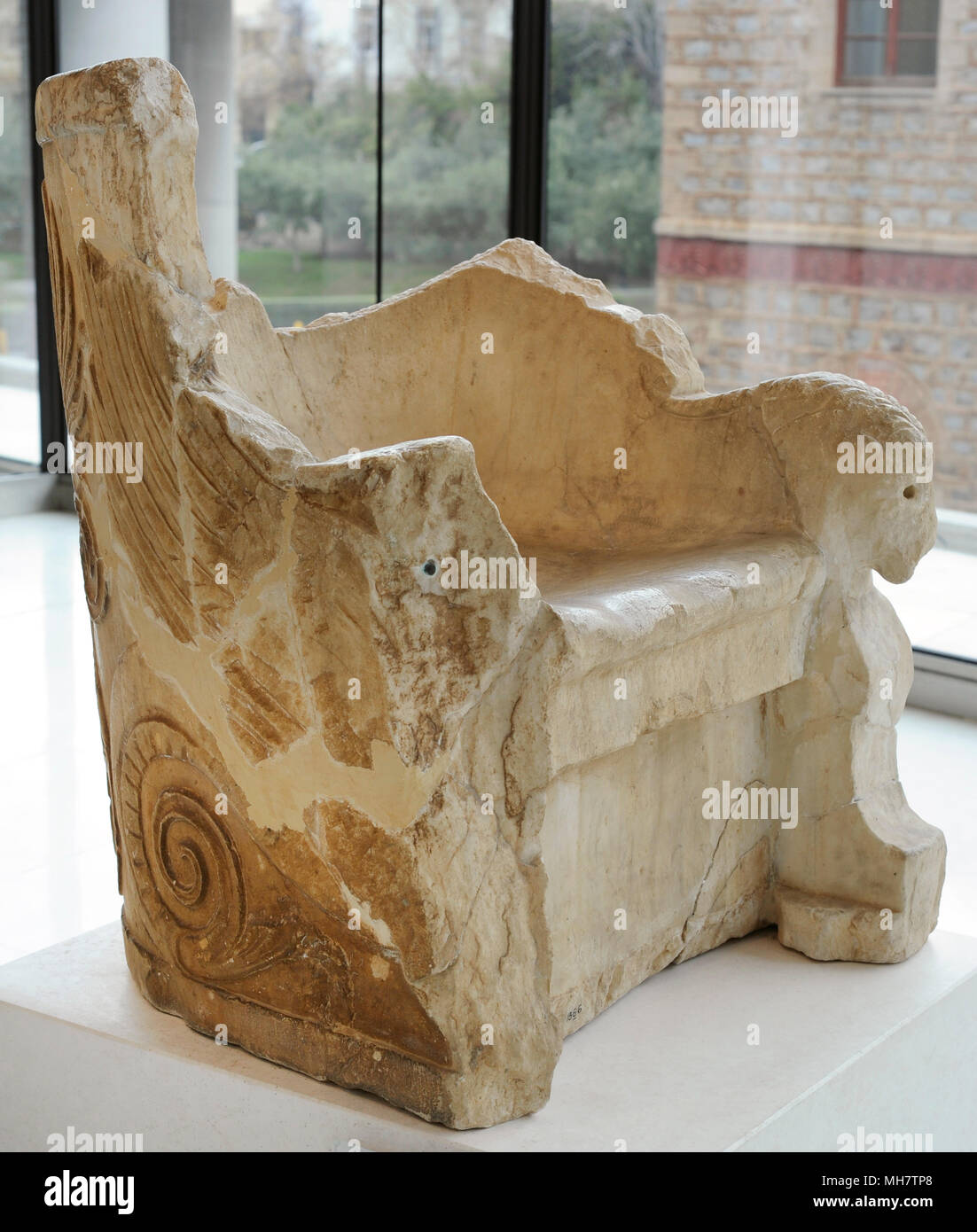 Episcopal Throne High Resolution Stock Photography and Images - Alamy