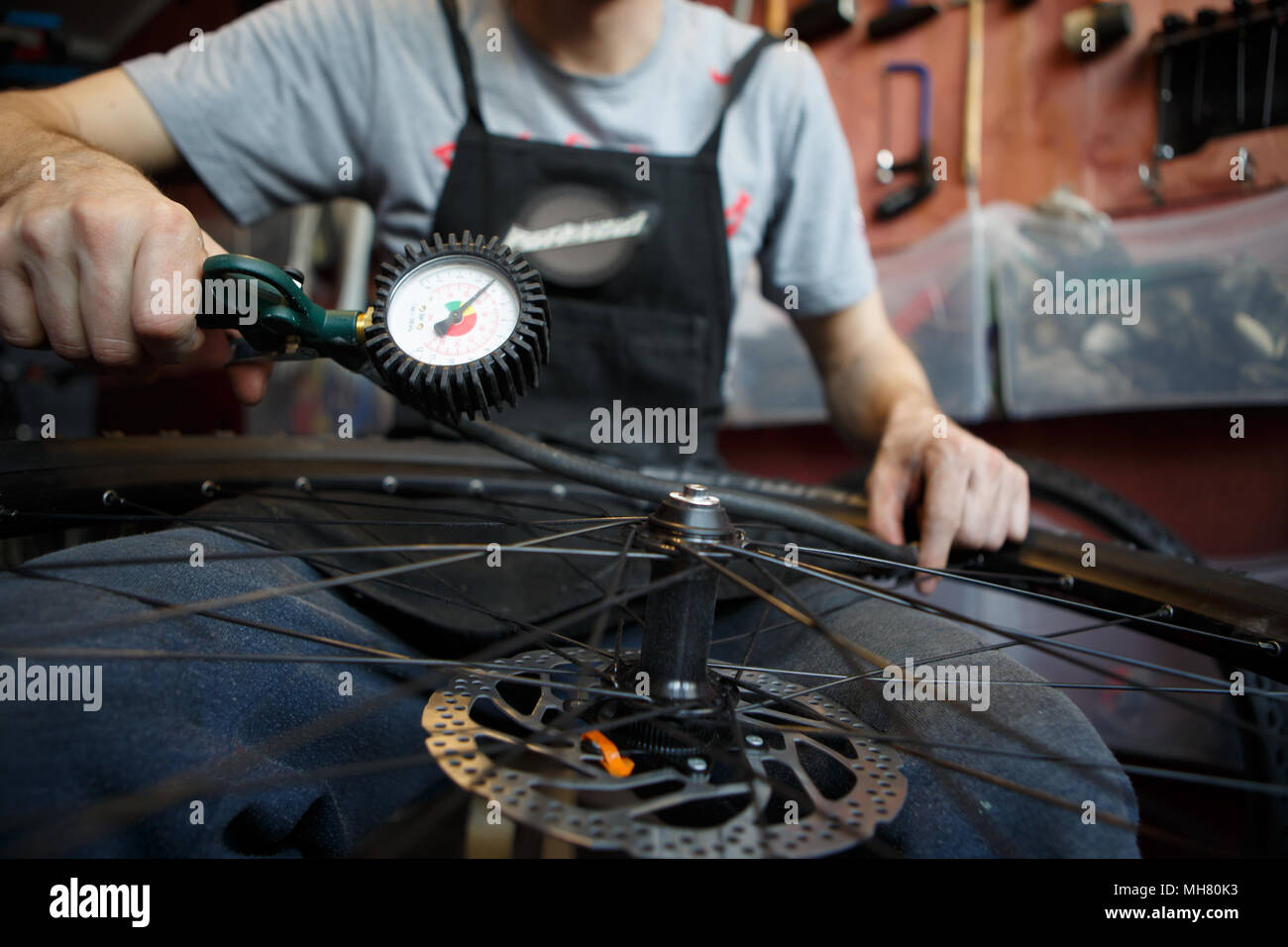 Inside wheel bicycle hi-res stock photography and images - Alamy