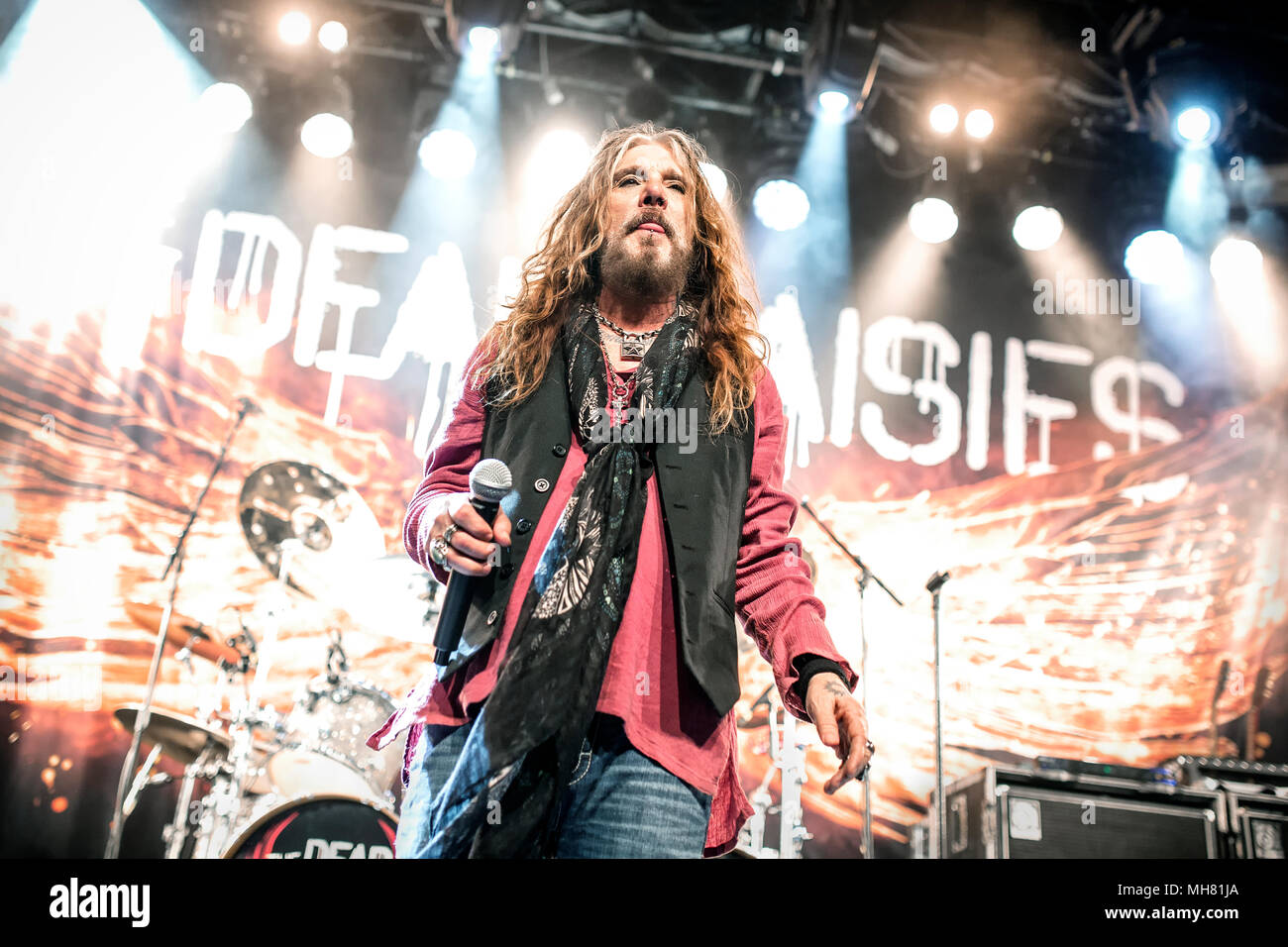 John corabi hi-res stock photography and images - Alamy