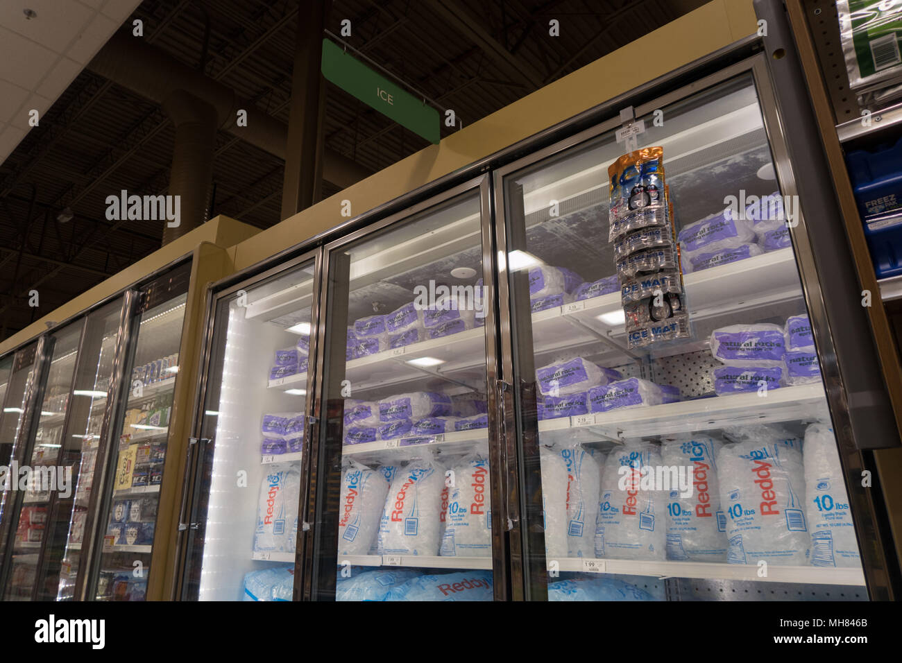 Publix supermarket store in Orlando Florida USA Stock Photo - Alamy