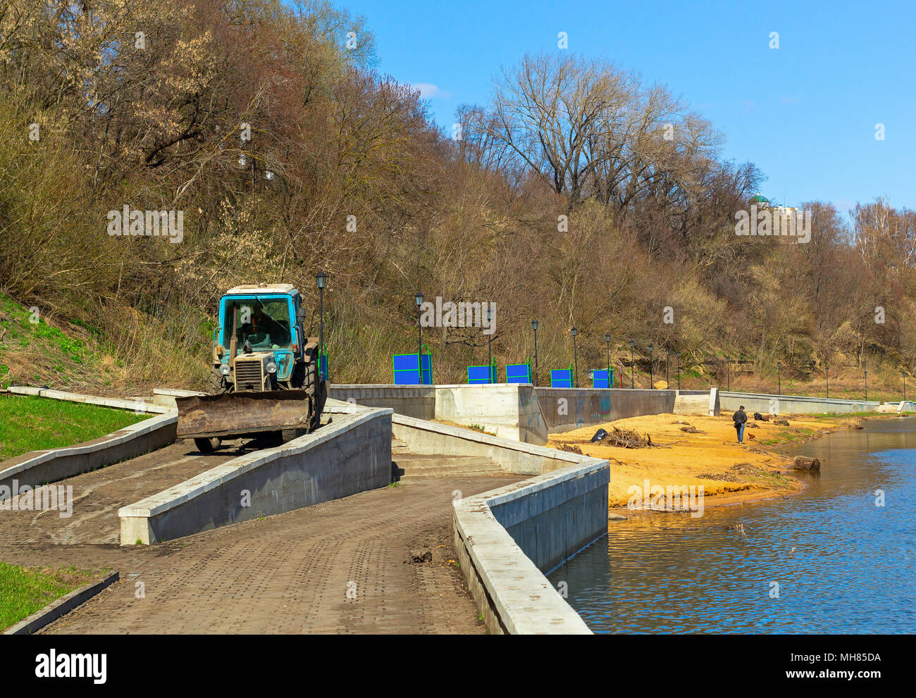 Embankment flooding hi-res stock photography and images - Alamy