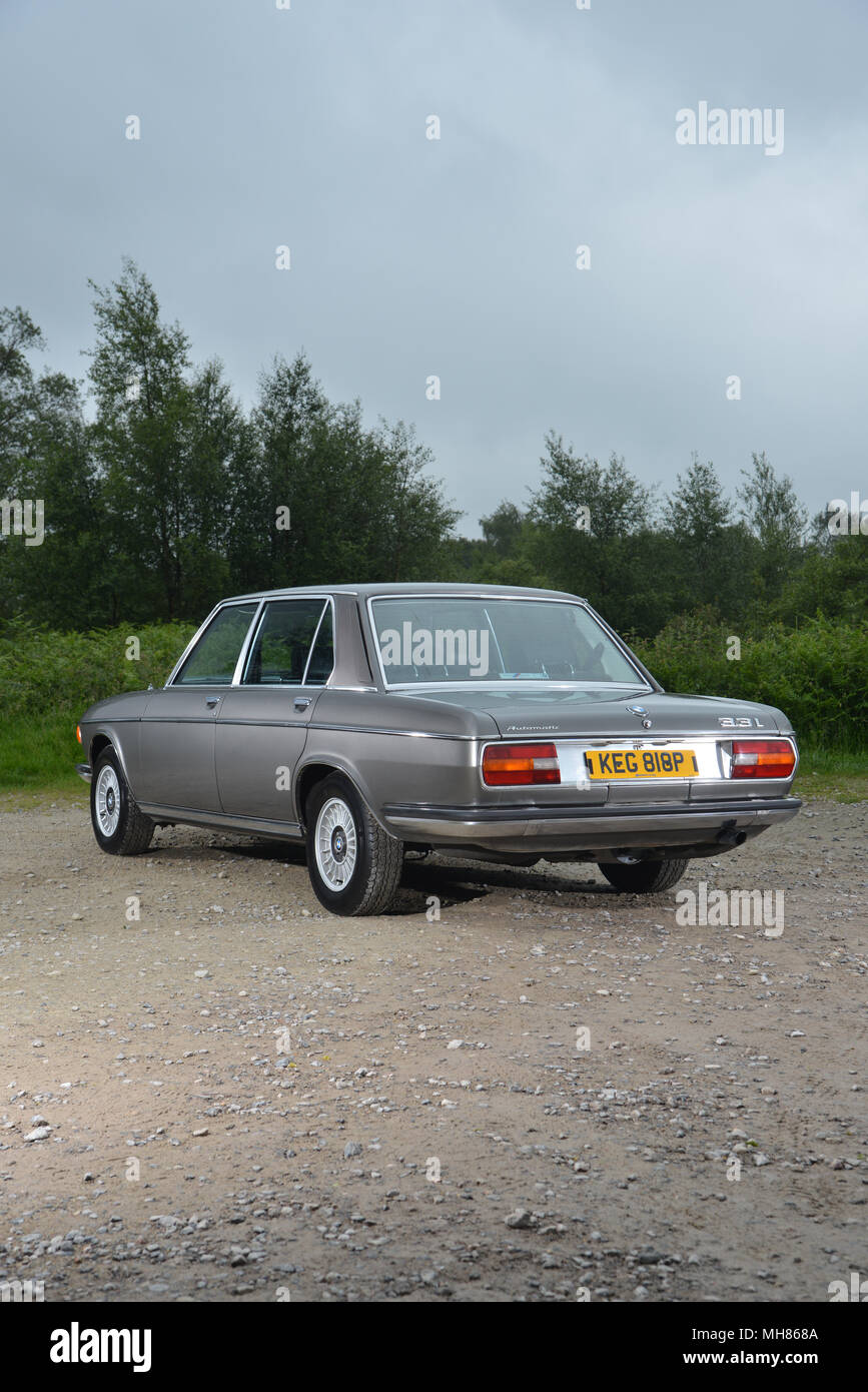 1975 BMW 3.3L E3 classic German luxury saloon car Stock Photo - Alamy