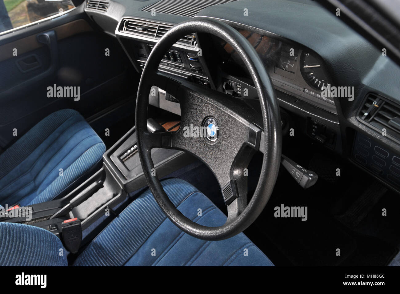 Bmw E23 Interior