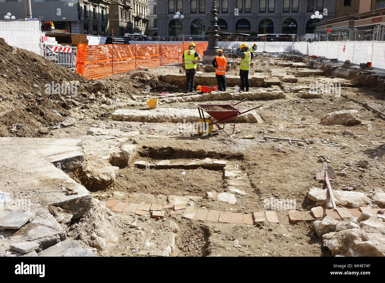 The ancient city resurfaces under the paved nineteenth-century Piazza ...